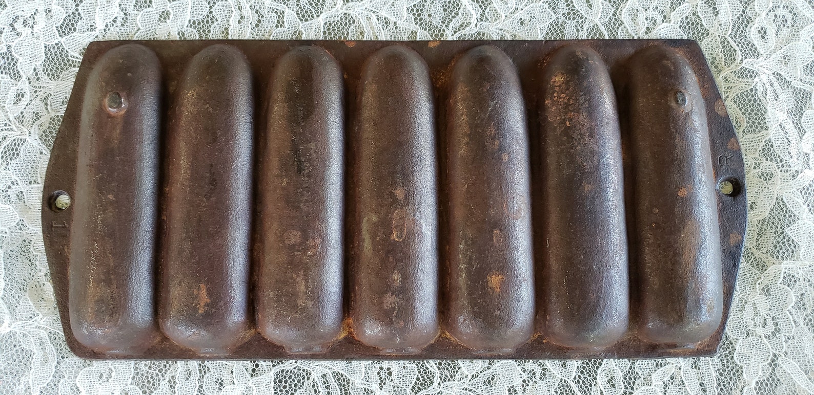 Vintage Cast Iron Corn Cob, Cornbread Pan, R Mark, Cast Iron Corn Bread ...