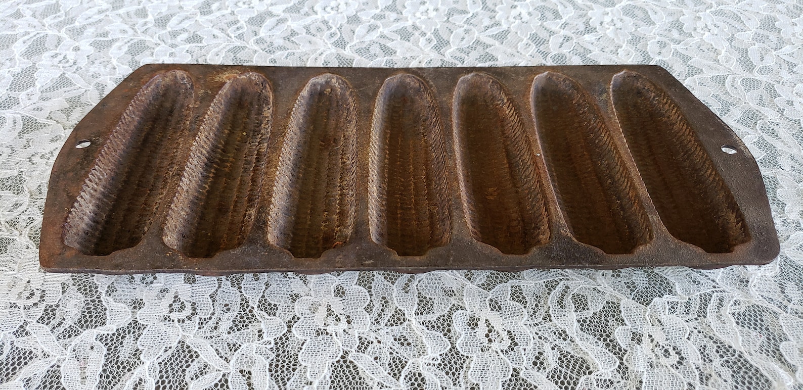 Vintage Cast Iron Corn Cob, Cornbread Pan, R Mark, Cast Iron Corn Bread ...