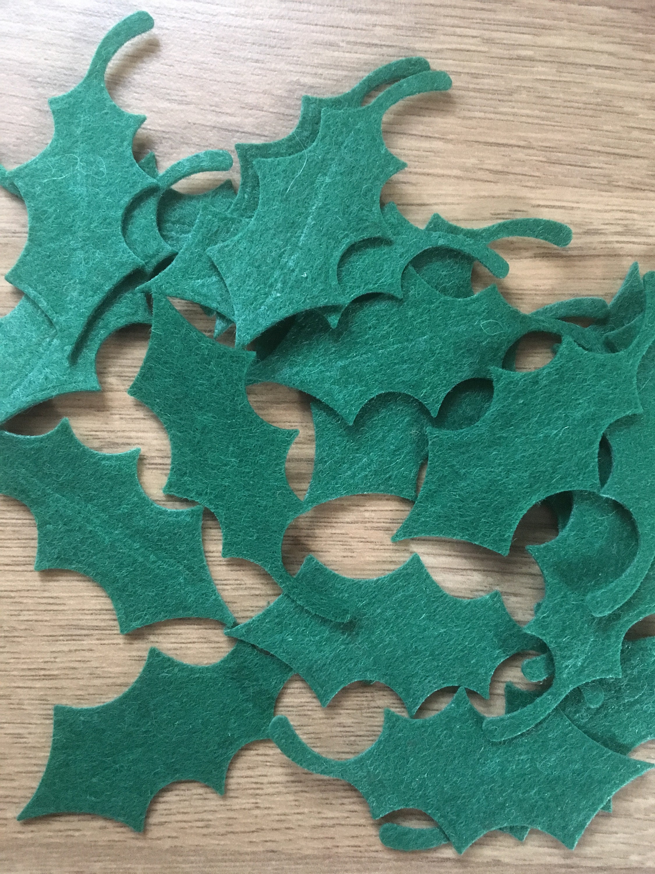 Felt Holly Leaves Die Cut Felt Holly Leaves Felt Shapes - Etsy UK