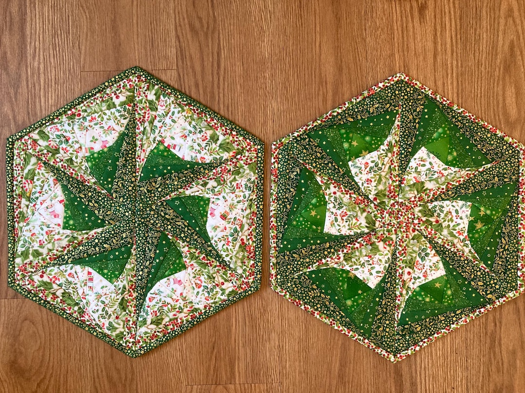 Twisted Log Cabin Holly Table Centrepiece Pattern (PDF Download) - Etsy