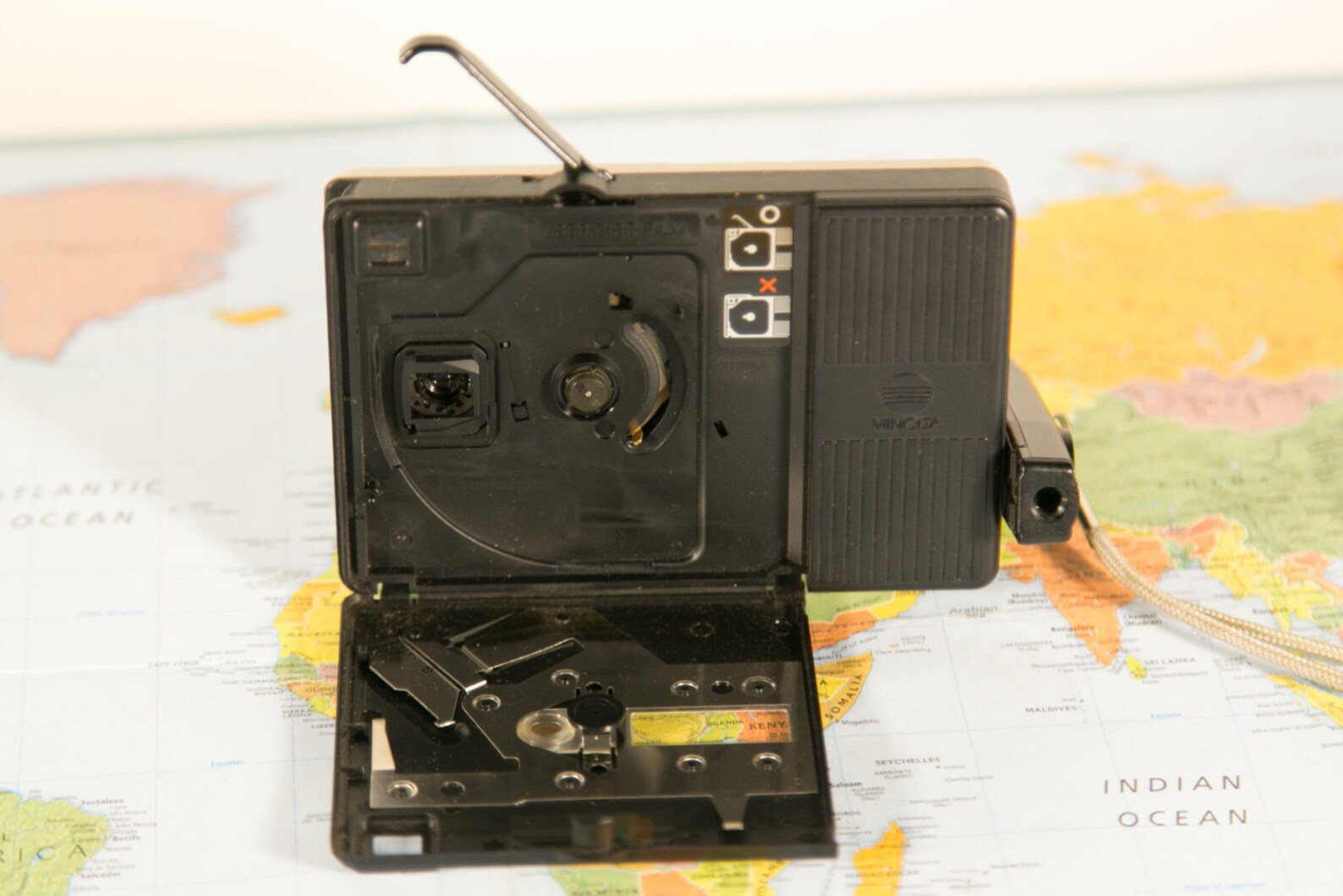 Minolta Disc-7 Disc Film Camera Great Condition DISC10 | Etsy