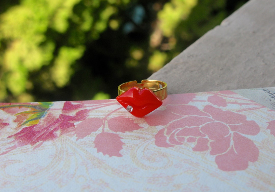 Lips Ring, Kiss Ring, Pink Lips, Red Lips, Kawaii Ring, Lip Ring - Etsy
