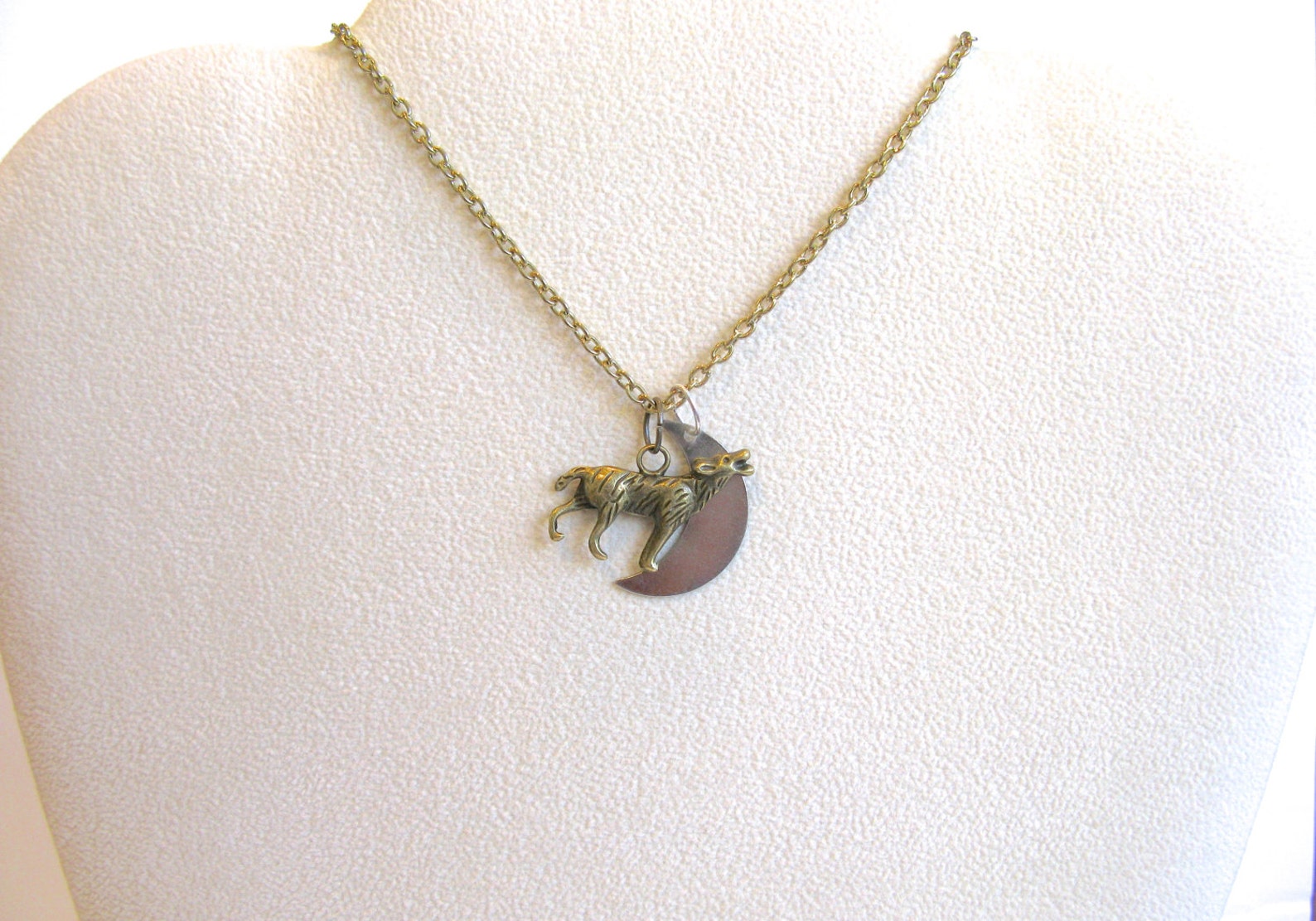 Werewolf Necklace Wolf Charm Halloween Necklace Howling - Etsy