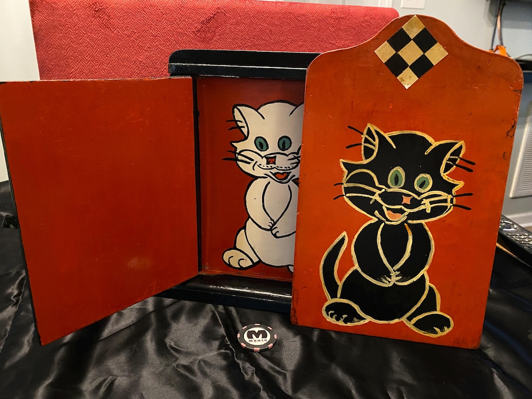 Quality Magic - Vintage Wooden Fraidy Cat - 1950s German Folk-style ...