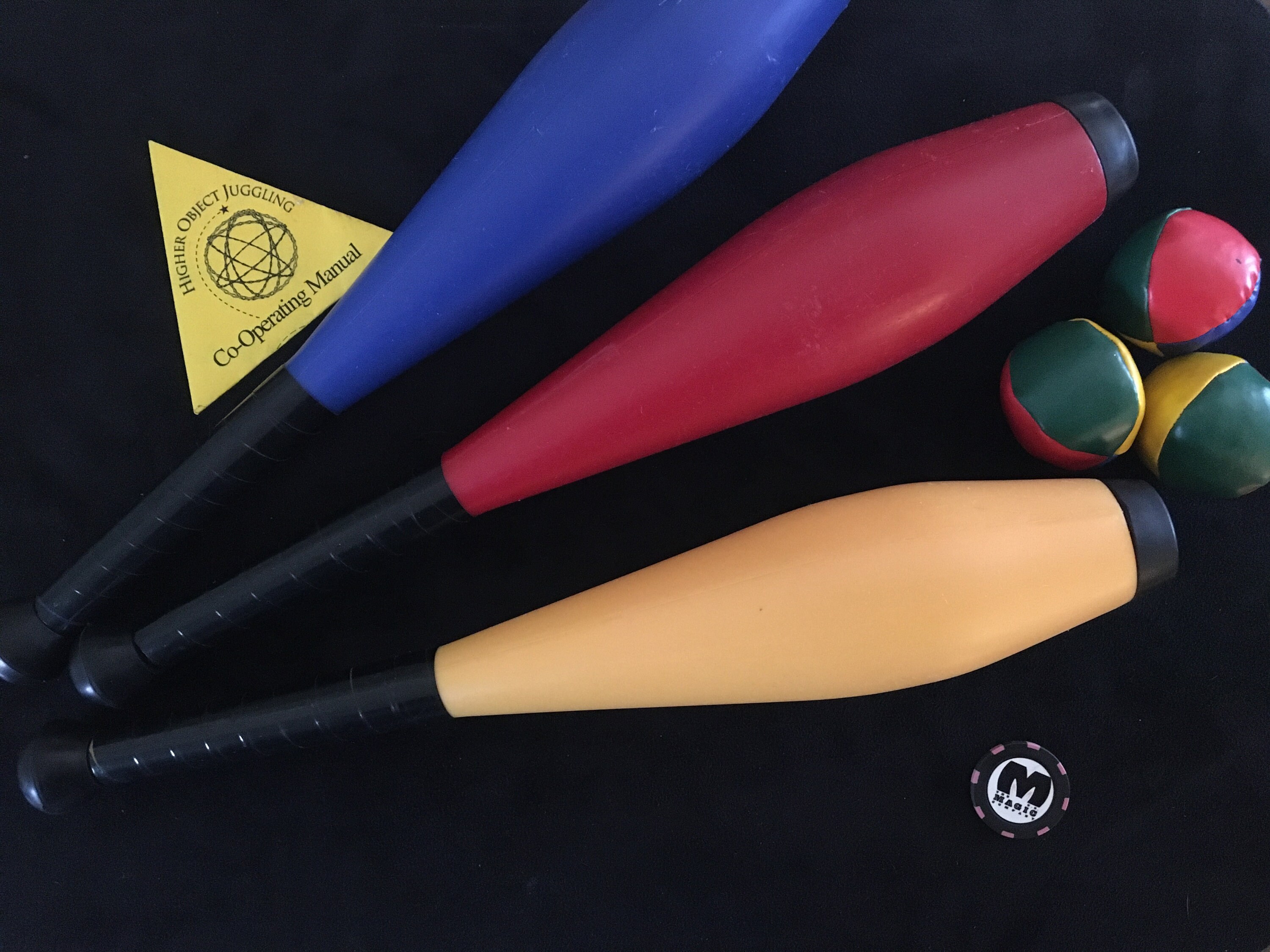 Vintage Juggling Combo pins and Balls - Etsy