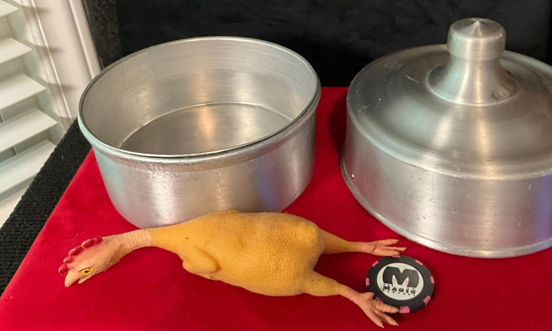 Quality Magic - Vintage Dove Pan W/rubber Chicken (character Set) - Etsy