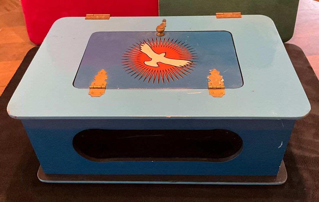 Quality Magic Vintage See Thru Tip Over Box rare - Etsy