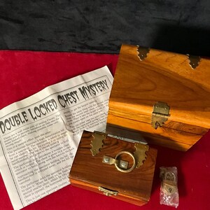Funtime Magic - Vintage Wooden Double Locking Chest Mystery (classic ...