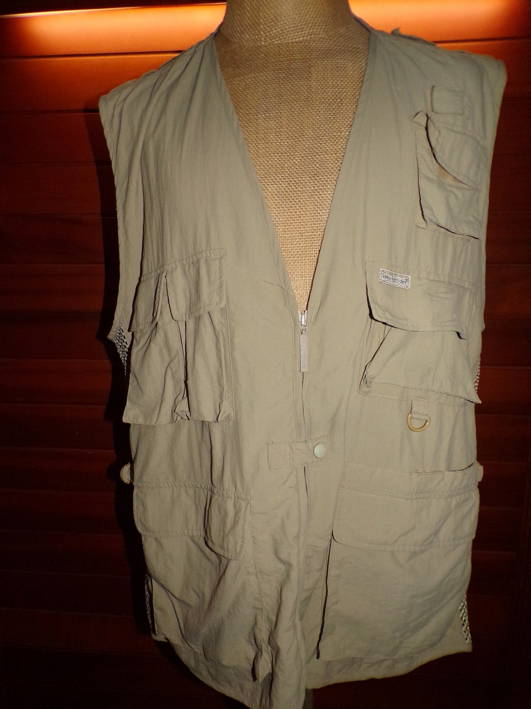 Weekender Traveler Nylite Multiple Pocket Lightweight Breathable Vest ...