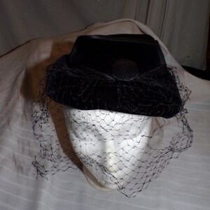 Vintage Valerie Modes 1940s Velvet Hat With Vail - Etsy