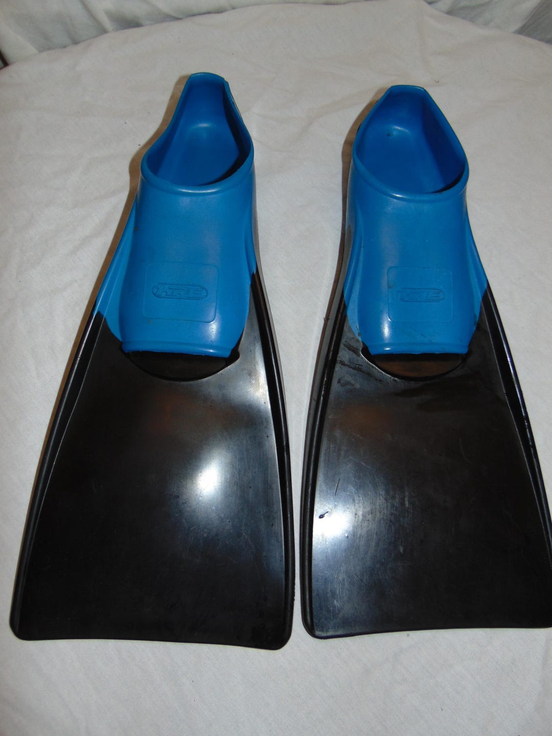 Vintage HRE Floating Fins Flippers Diving Size 7-9 / 40-41 Reef ...