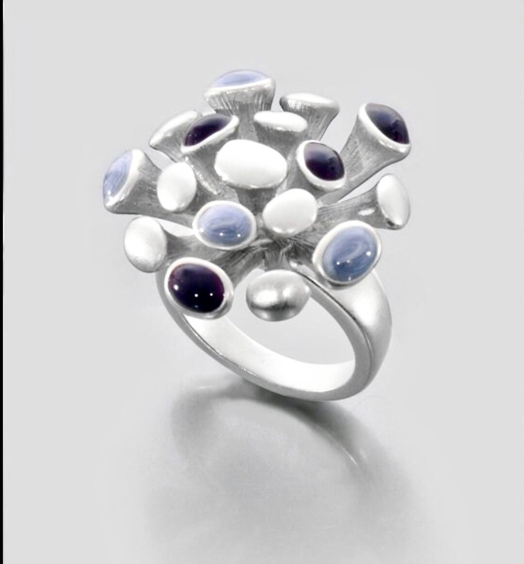 Chuckey Flower Ring, Avant Garde Ring, Thumb Ring, Ring Size 12US ...