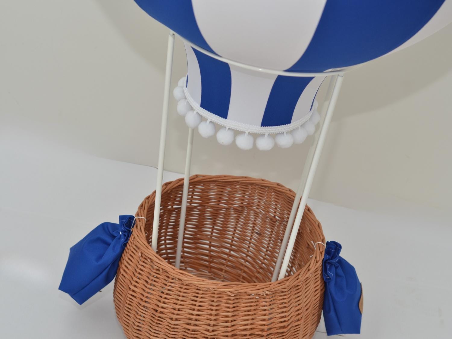 Giant 1 Meter Hot Air Balloon With Wicker Basket - Travel Theme Nursery ...