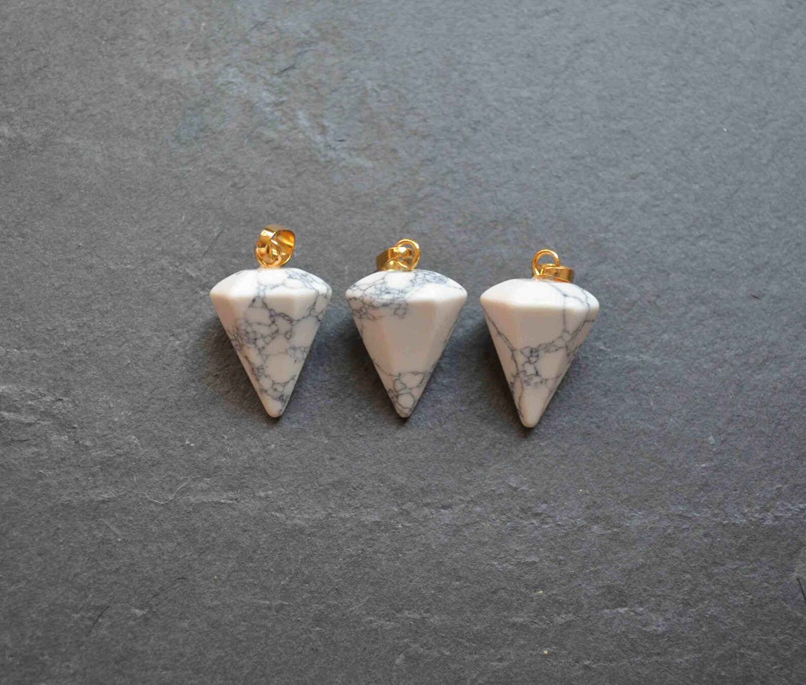 White turquoise Pendulum Pendant Faceted Pyramid howlite | Etsy