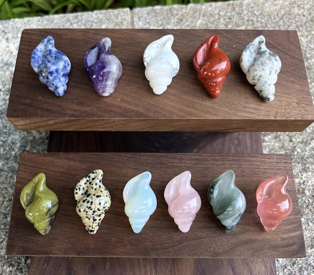Gemstone Carved Crystal Conch Shell: Home Decor (1.4") - Etsy