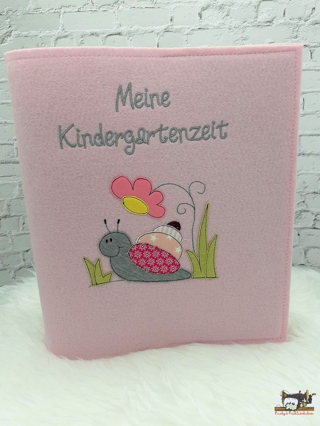 Kindergarten Folder Folder Portfolio With Doodle Embroidery Snail ...