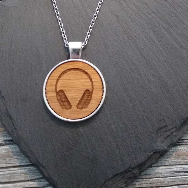Headphone Necklace - Etsy UK
