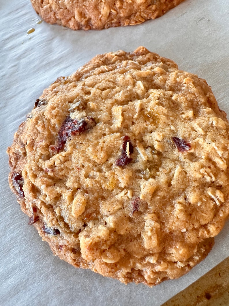 The Best Oatmeal Cookies W/golden Raisins & Cranberries - Etsy