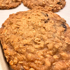 The Best Oatmeal Cookies W/golden Raisins & Cranberries - Etsy