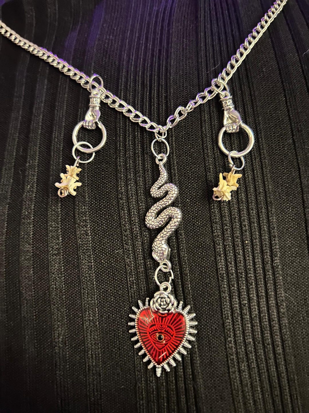 Chain Snake Vertebrae Sacred Heart Protection Necklace - Etsy