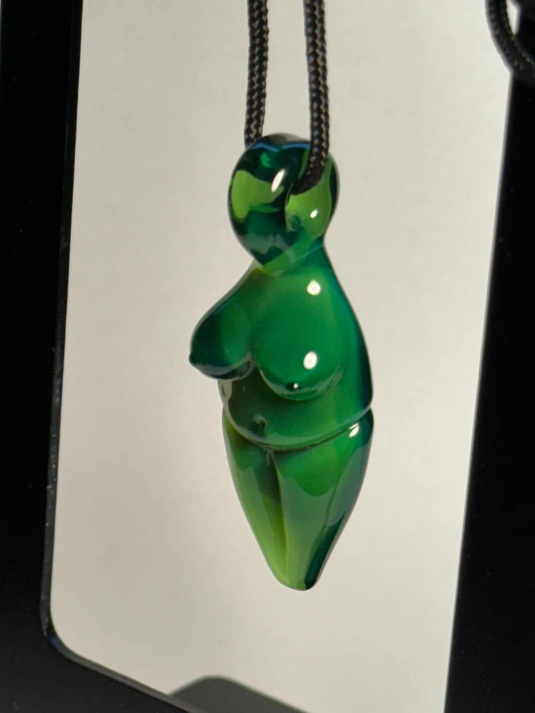 Glass Goddess Pendant Handmade Venus of Willendorf Plantphibian - Etsy