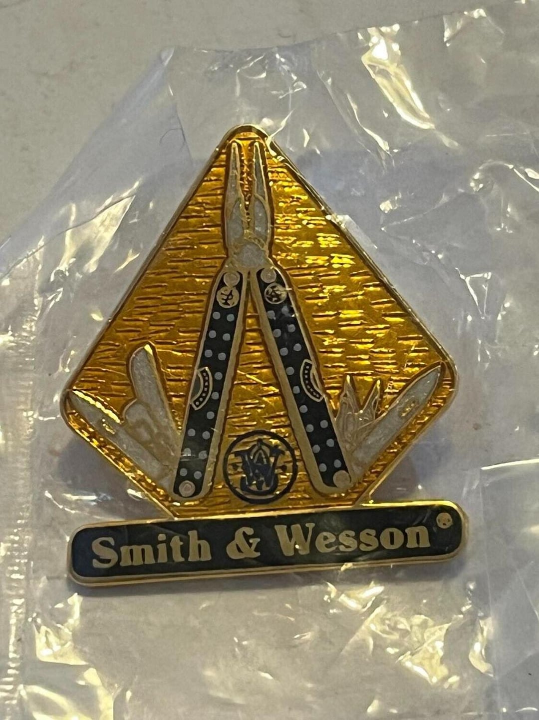 Smith & Wesson Multi-tool Lapel Pin Tie Tack Enamel NEW - Etsy