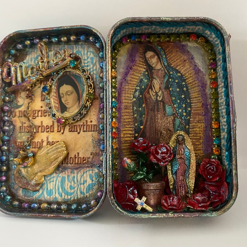 Altoid Tin Shrine - Etsy