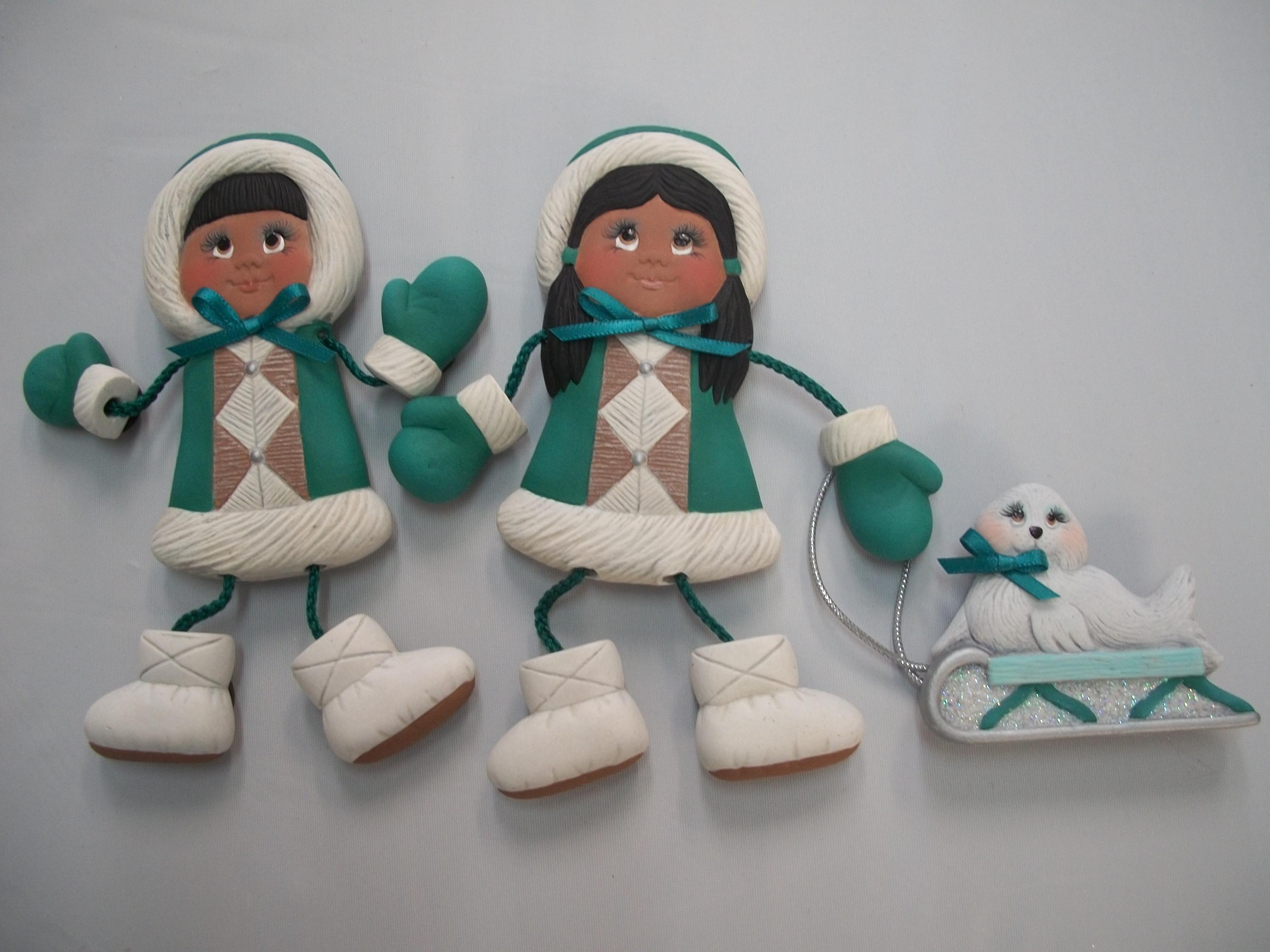 Set of Eskimo Boy and Girl With Baby Seal Refrigerator Magnets ...