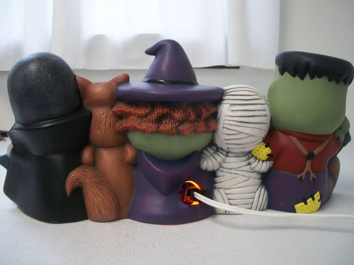 Ceramic Frankenstein,mummy,witch,werewolf,dracula/vampire Halloween ...