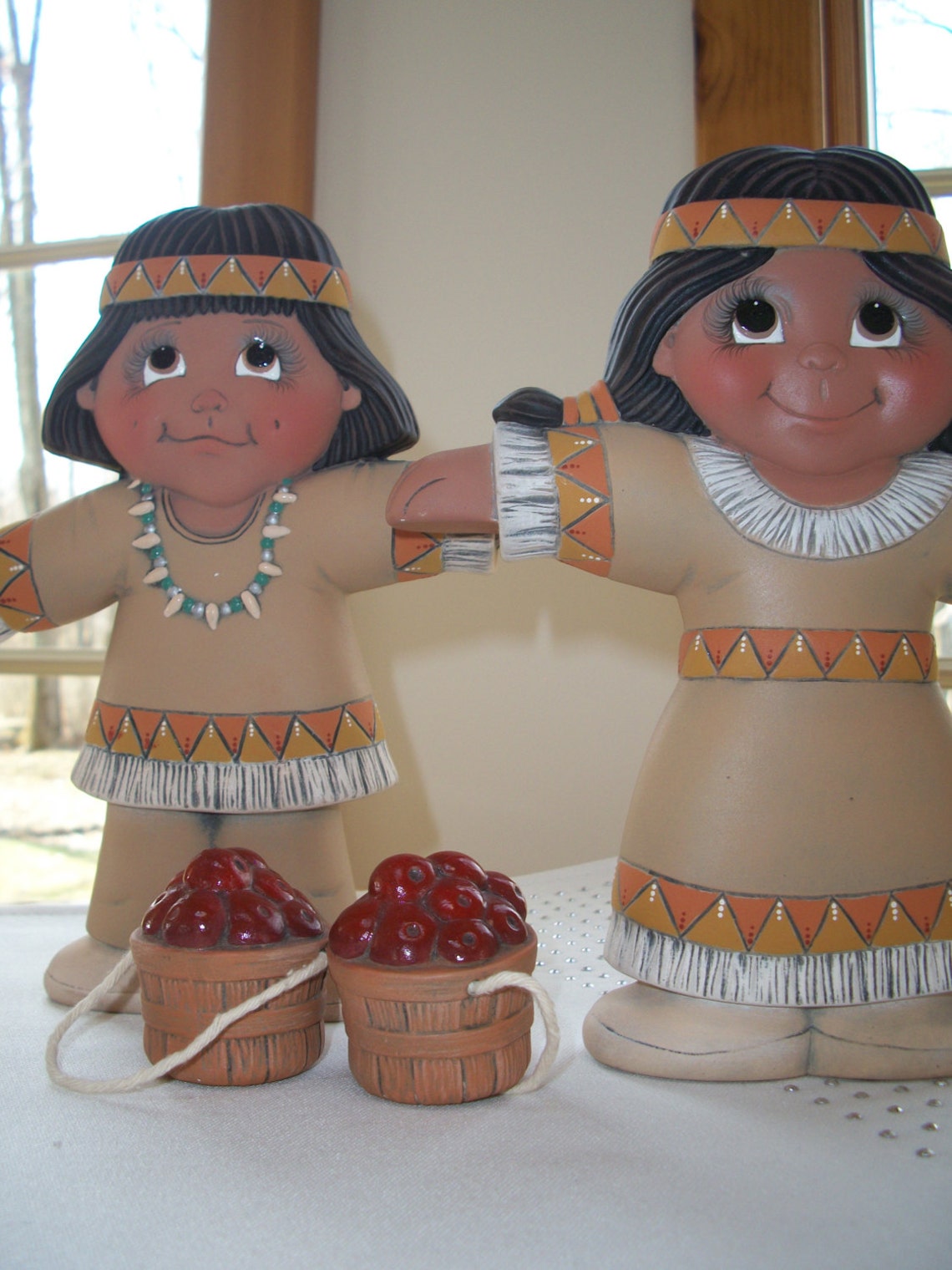 Ceramic Thanksgiving Pilgrims Indians Hand in Hand Decoration - Etsy