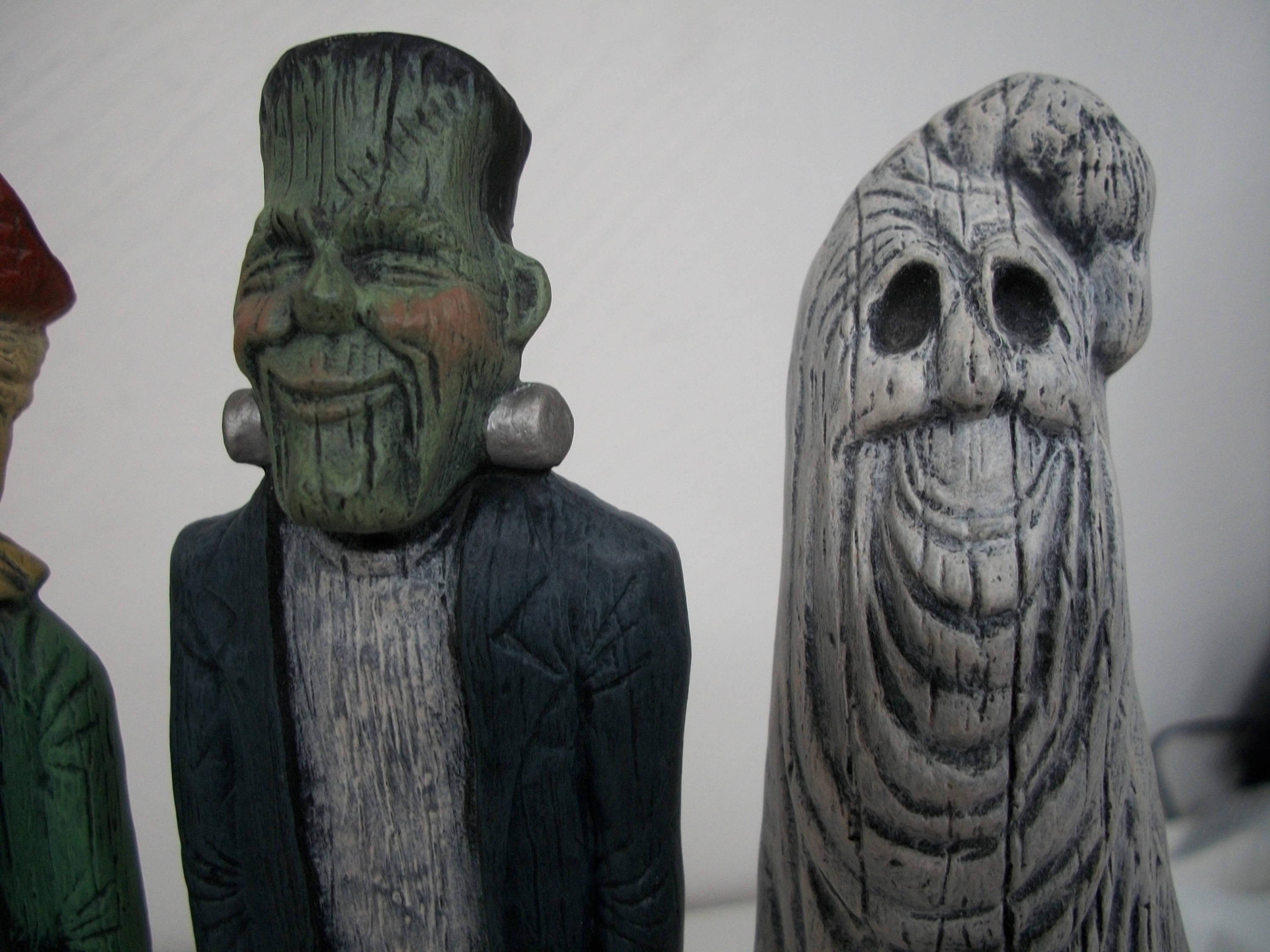 Ceramic Halloween Vampire,frankenstein,ghost,scarecrow Halloween ...