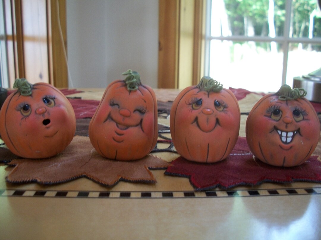 Ceramic Pumpkins Set of 4,halloween,fall,autumn Decoration - Etsy