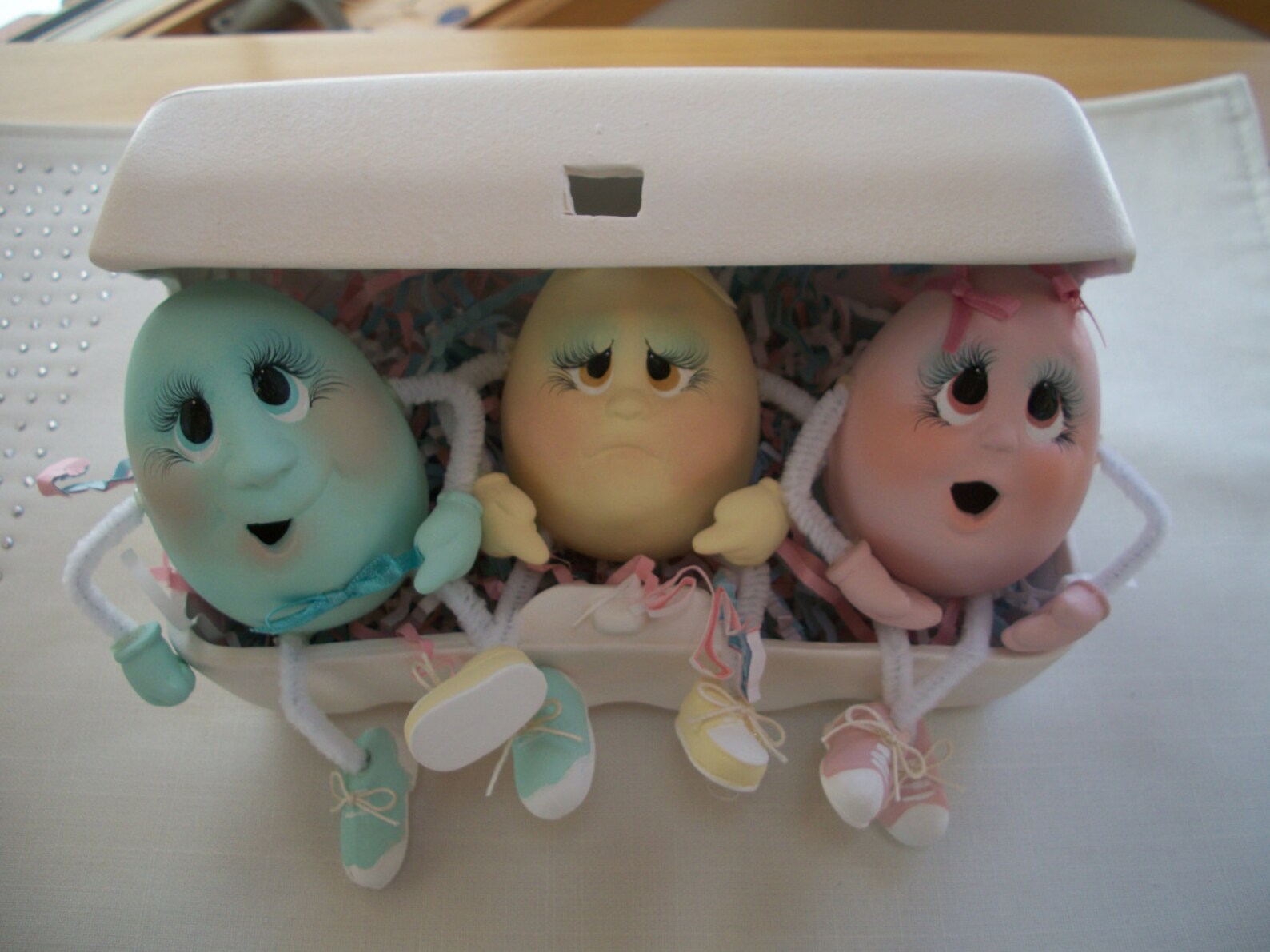 Ceramic Easter Egg Carton With 3 Egg Noggin Characters Easter - Etsy
