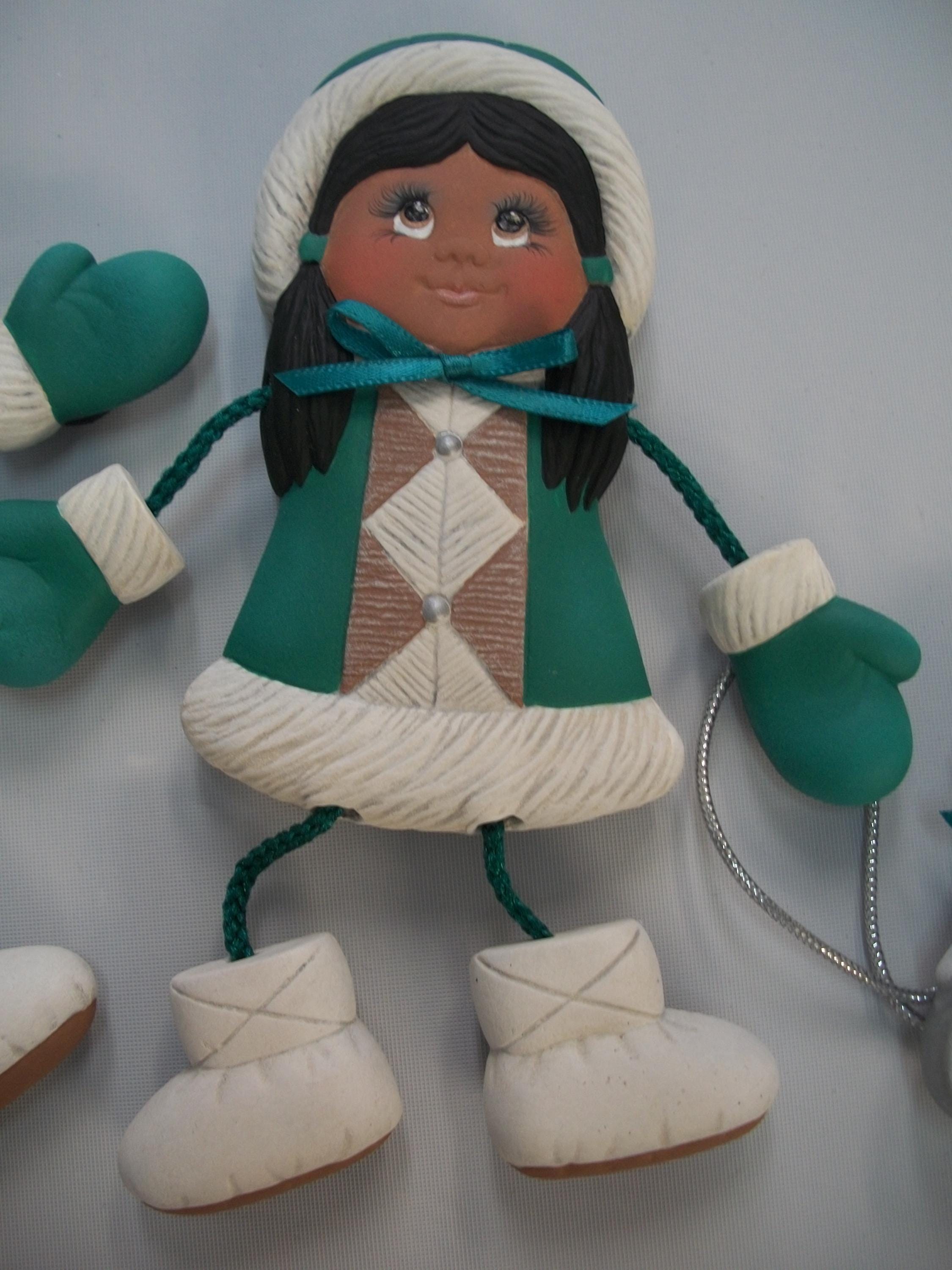 Set of Eskimo Boy and Girl With Baby Seal Refrigerator Magnets ...