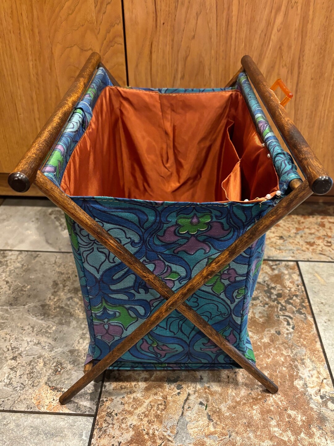 Sewing/knitting Stand /caddy 1960s Mod Floral Print in Blues Material ...