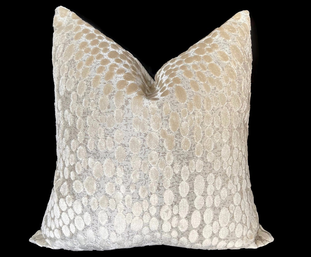 Contemporary Oval Velvet Pillow Cover in Oyster, Luxurious Throw ...