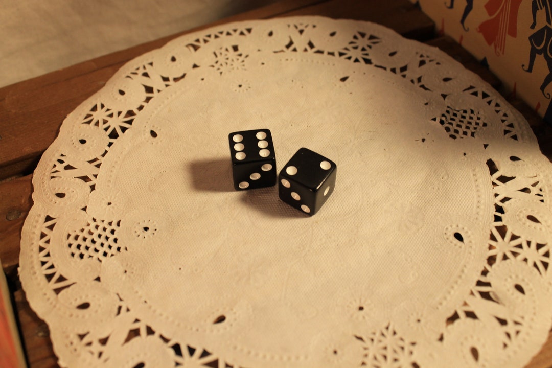 Pair of Vintage CLUE Board Game Replacement Dice 2002 Stock 0007 - Etsy