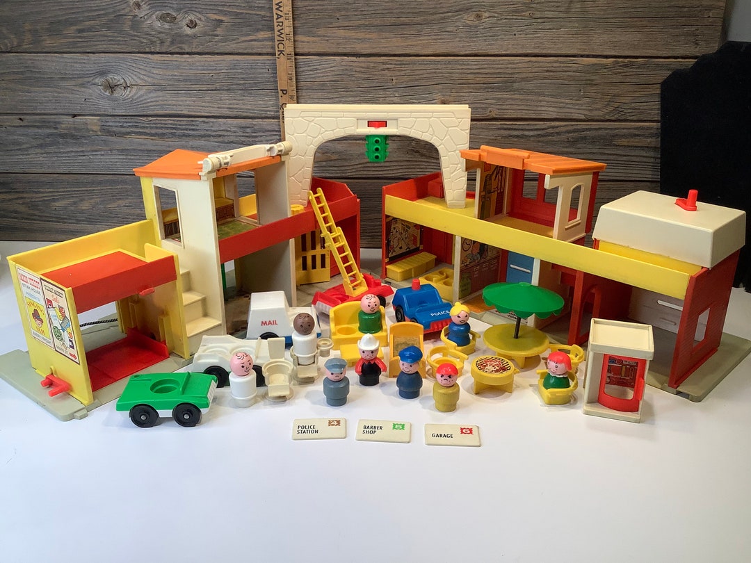 Vintage Fisher Price Play Family Village 1973 - Etsy Vintage Fisher Price Play Family Village 1973 - Etsy