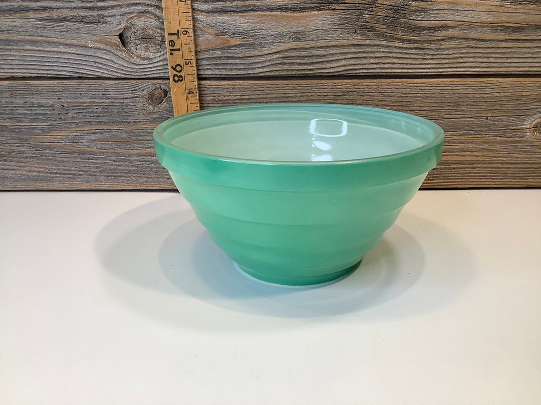 Vintage Beehive Green Mixing Bowl 50' - Etsy