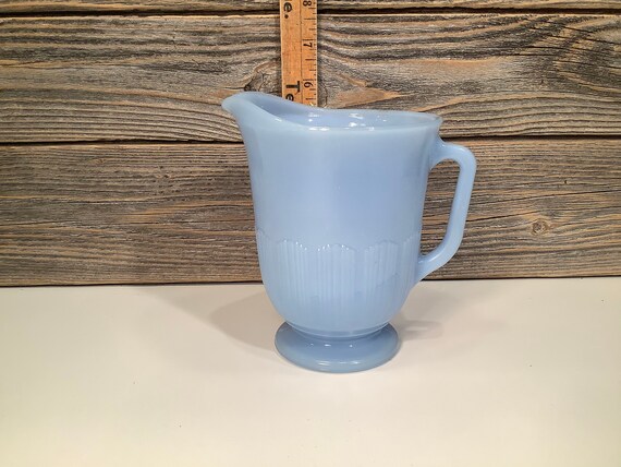 Vintage Pyrex delphite pitcher milk glass blue | Etsy