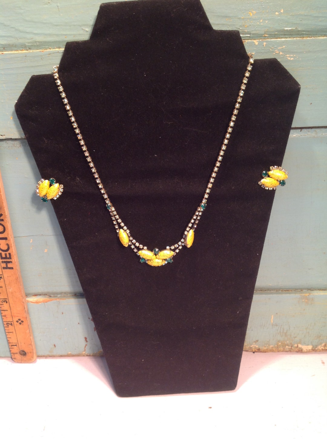 Vintage Jayflex Neacklace With Earring - Etsy