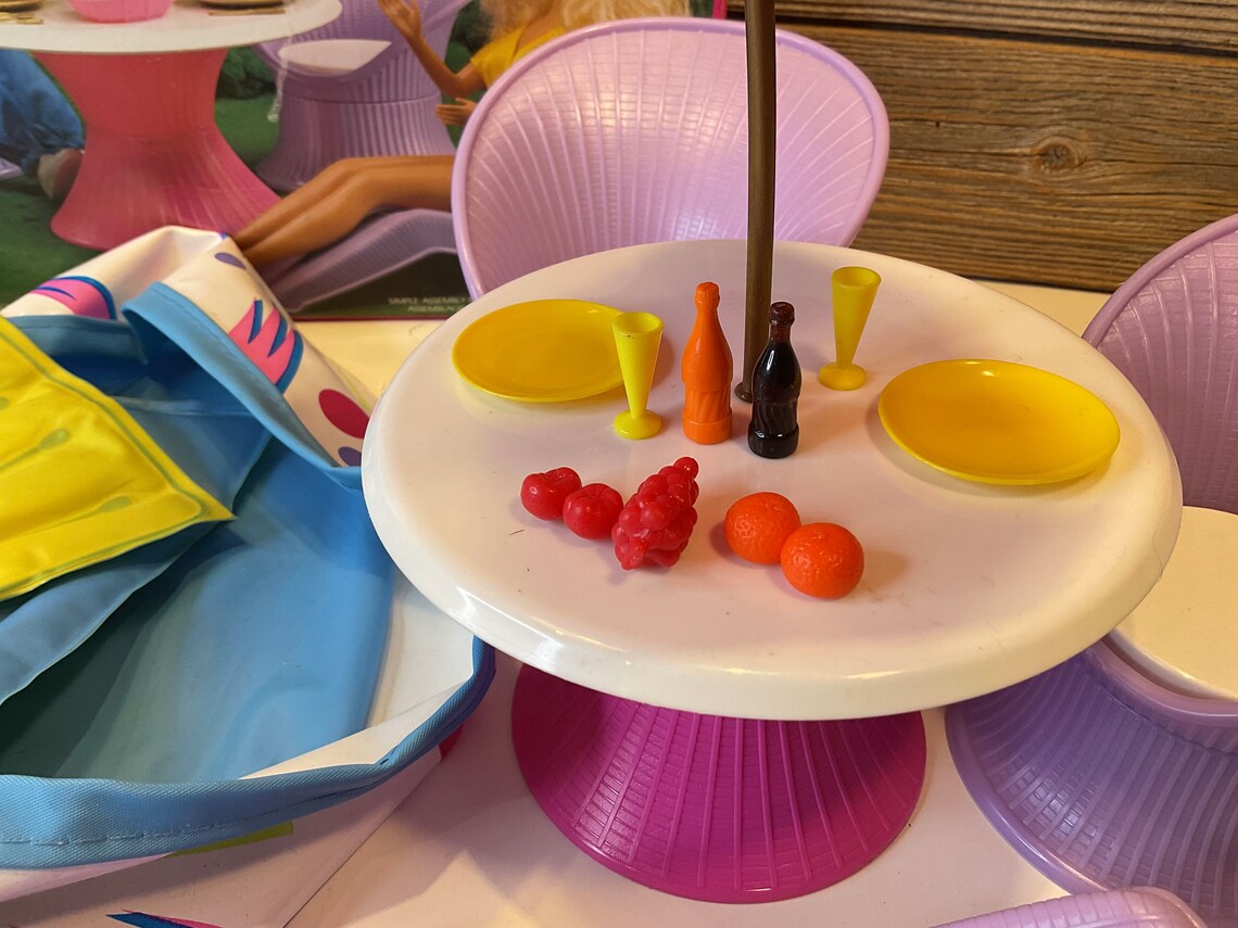 Vintage Mattel Barbie Patio Pool Party 1988 - Etsy