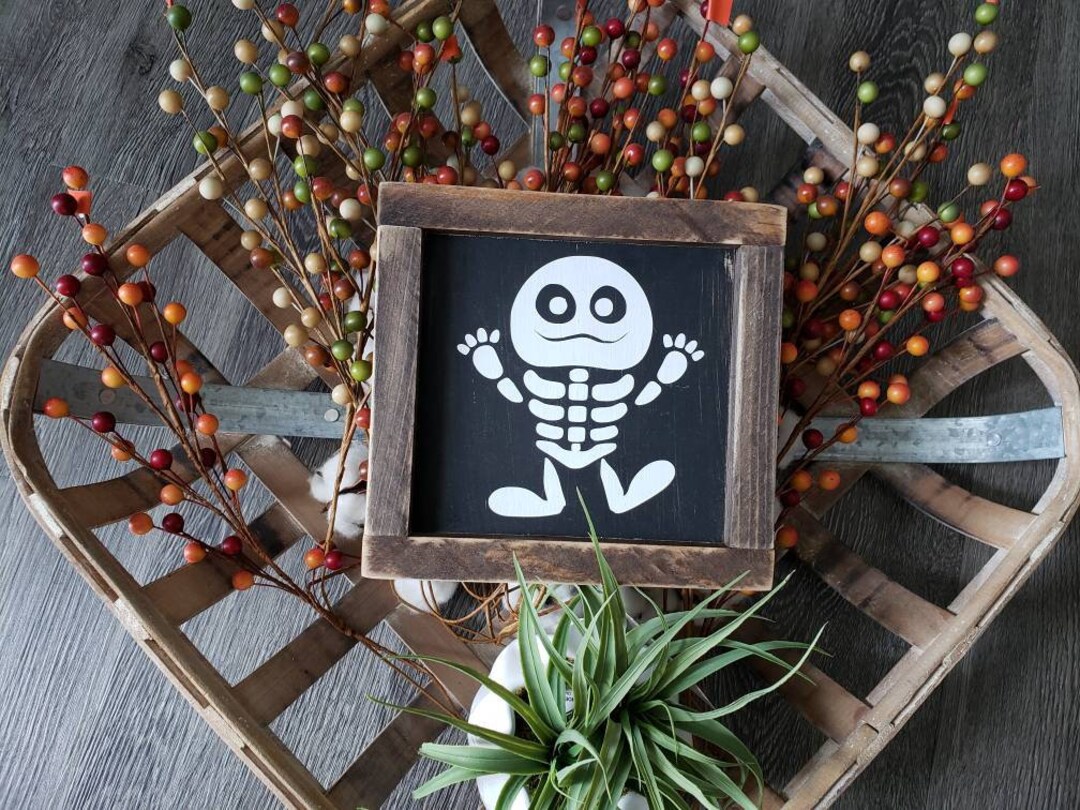 Skeleton Sign I Skeleton I Halloween Sign I Halloween I - Etsy