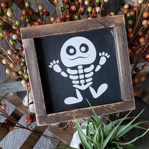 Skeleton Sign I Skeleton I Halloween Sign I Halloween I - Etsy UK