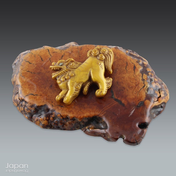 Shisa Brooch Japanese Brooch Jacket Brooch Resin Obidome - Etsy