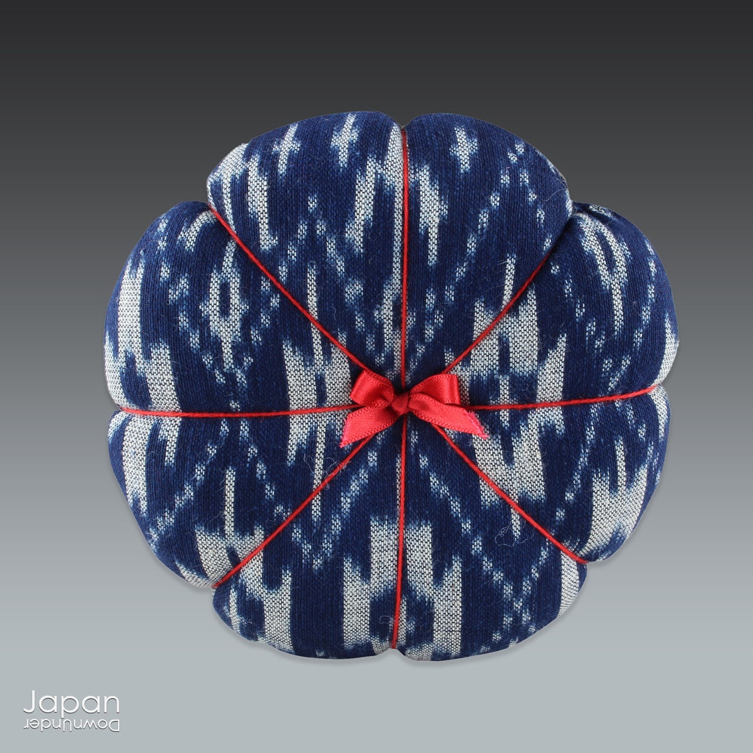 Aizome Japanese Fabric Pin Cushion: Handmade Brooch Organizer - Etsy