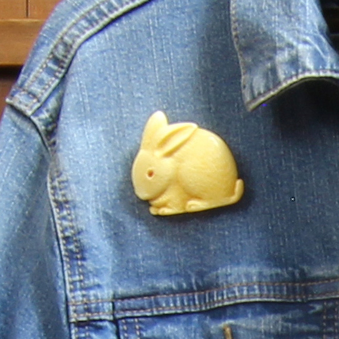 Rabbit brooch japanese brooch jacket brooch resin obidome | Etsy