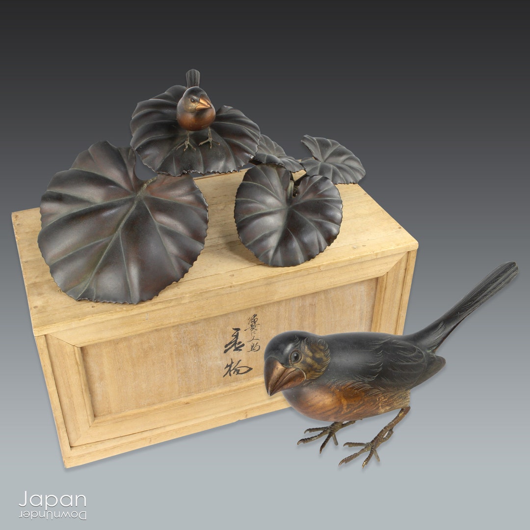 Japanese Antique Bronze Finch on Fuki Leaves in Wood Box - Etsy
