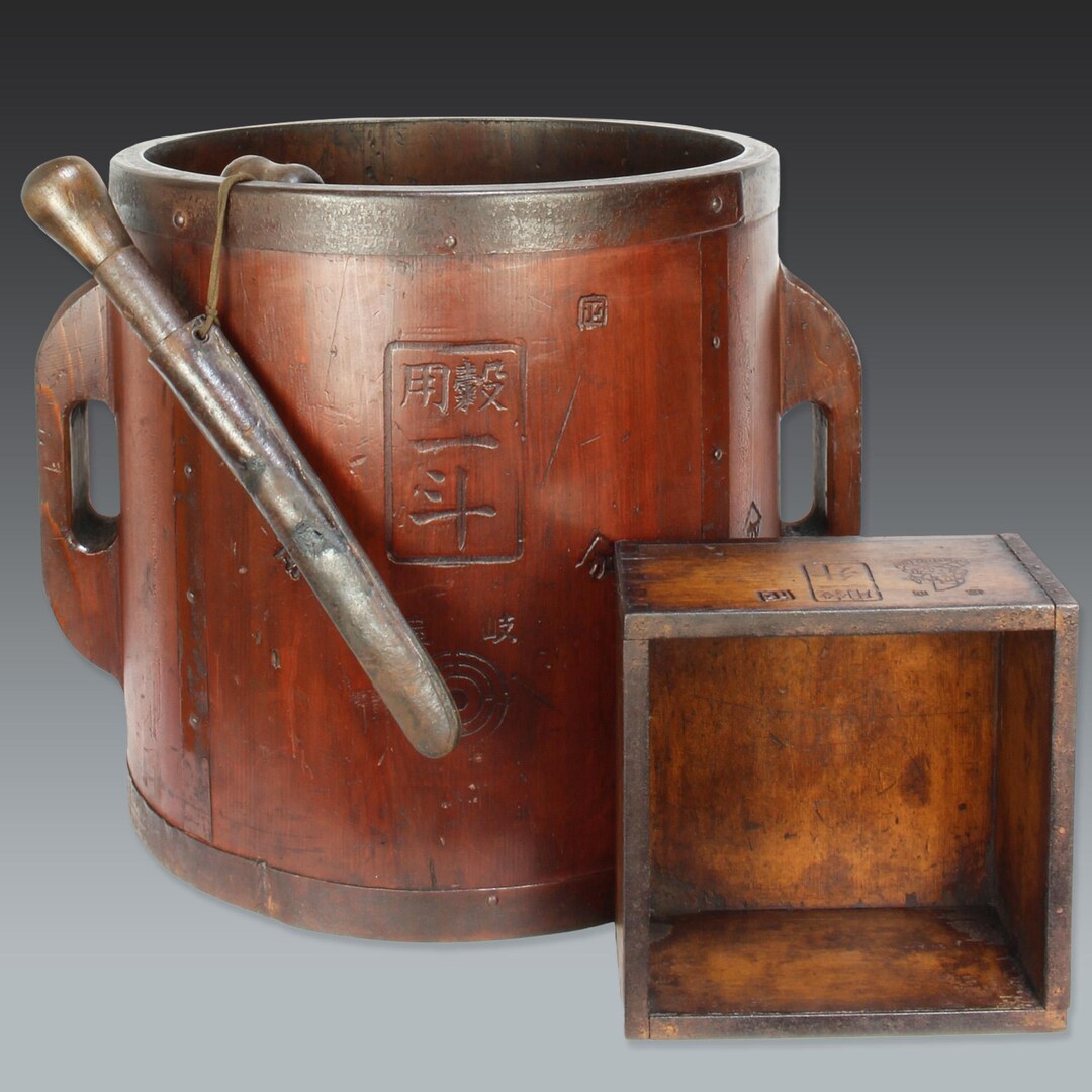 Japanese Antique Rice Measure Wooden Bucket With Masu and Quality ...
