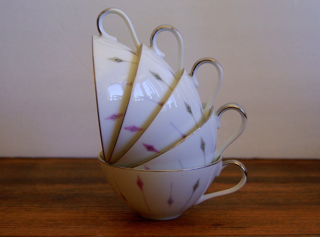 Mid Century Harmony House Tea Cups (5) in Collectible "carrousel ...